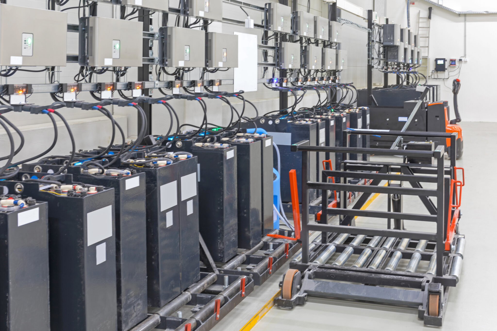 Battery Handling Systems | Advanced Energy Solutions